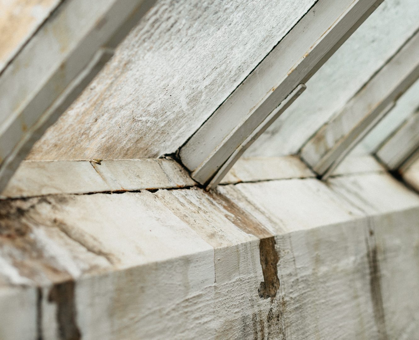 Master the Art of Defect Detection: A Homeowner's Guide - QuatreFoils ...